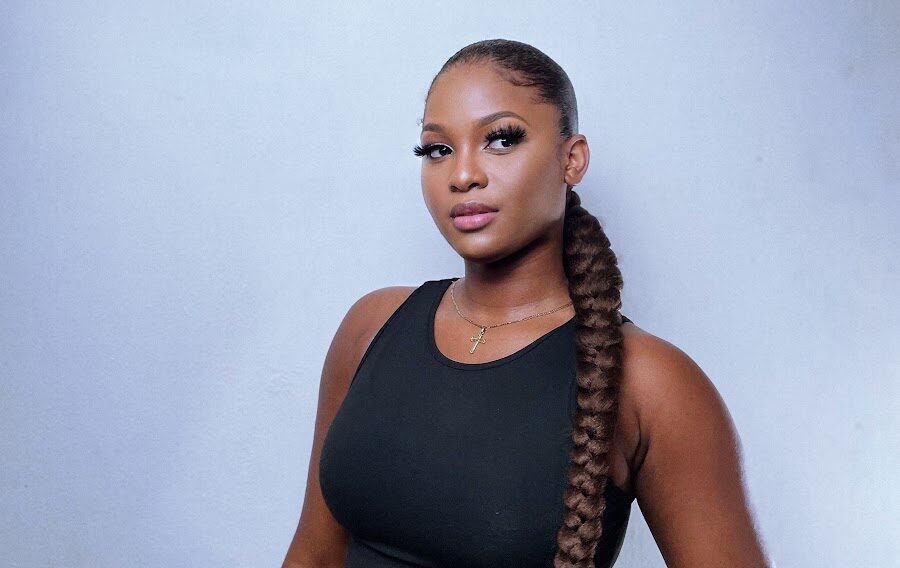 Angie Maya’s Curry Stands Out